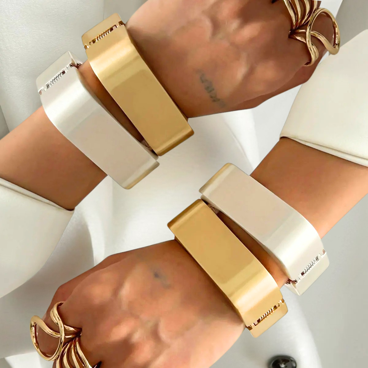 Carla Bangles – Benjamin Clay